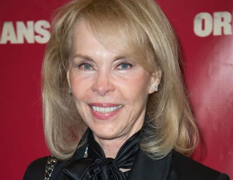 Elaine Joyce - Bio, Net Worth, Salary Age, Height, Weight, Wiki, Health ...