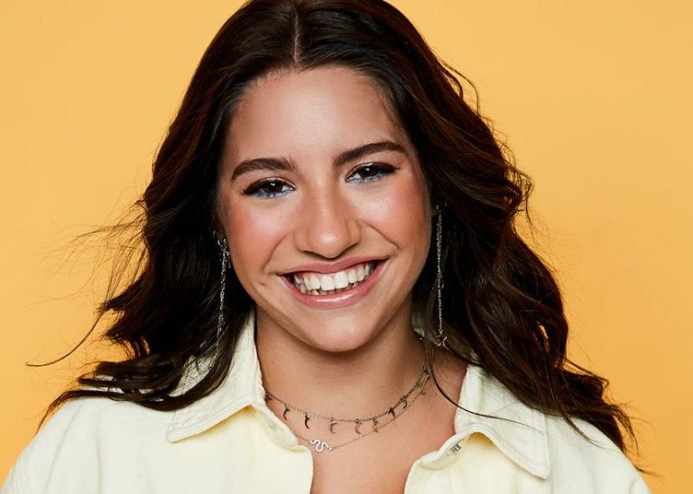 Mackenzie Ziegler - Bio, Net Worth, Salary Age, Height, Weight, Wiki ...